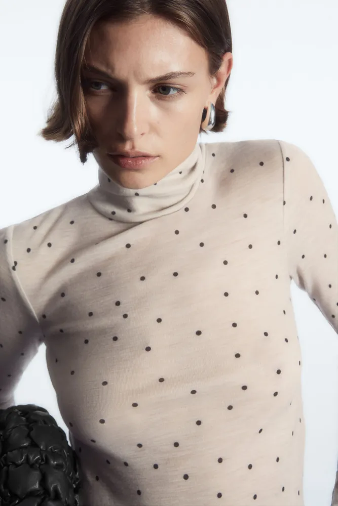Cos Merino Wool Turtleneck Top Kings Cross